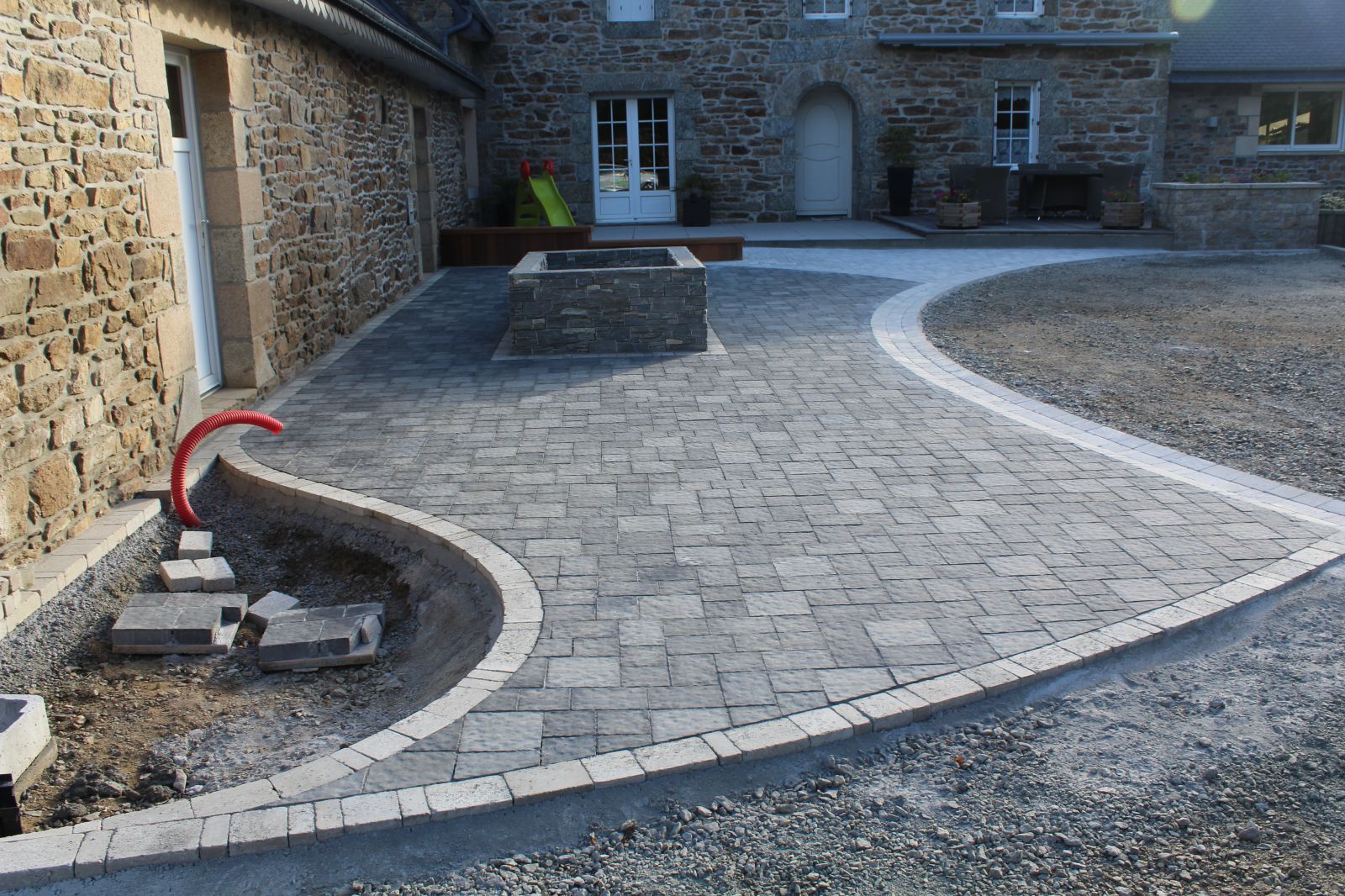 Dallage et pavage de vos allées à Morlaix dans le Finistère